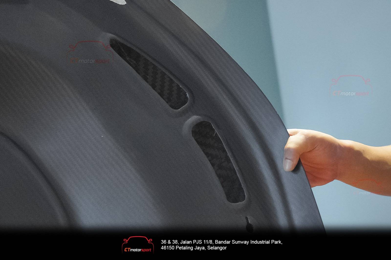 Range Rover Sport SVR Front Hood Bonnet DRY Carbon