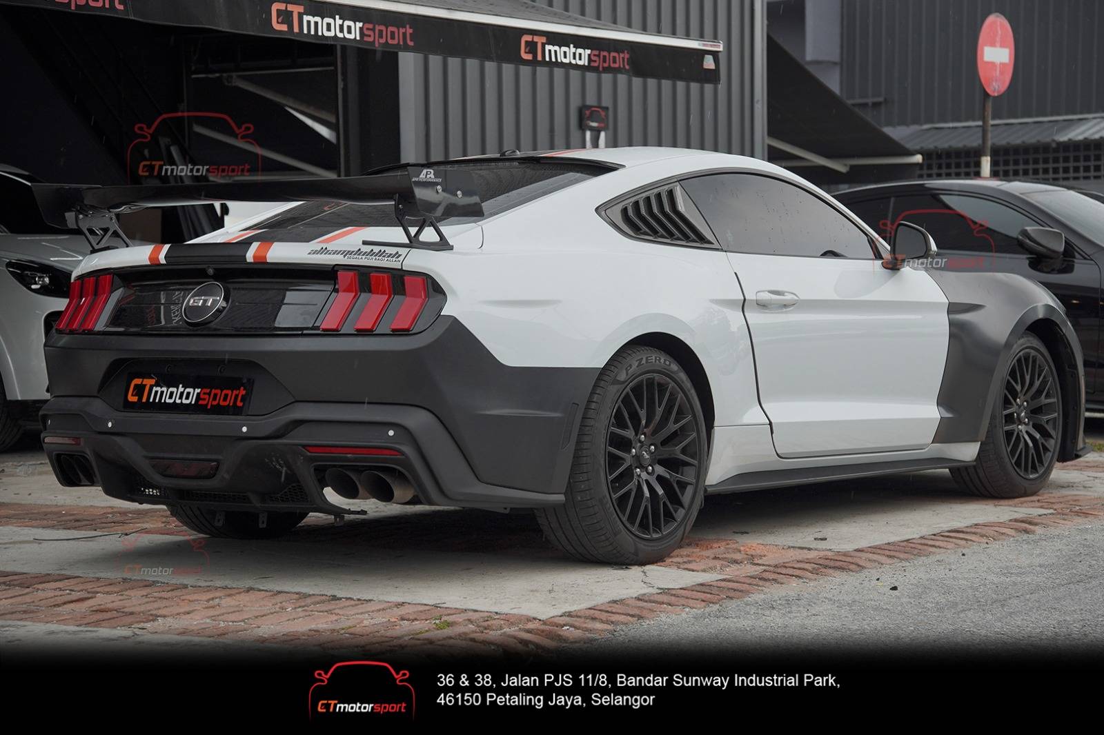 Mustang convert S650 Dark Horse Bodykit set